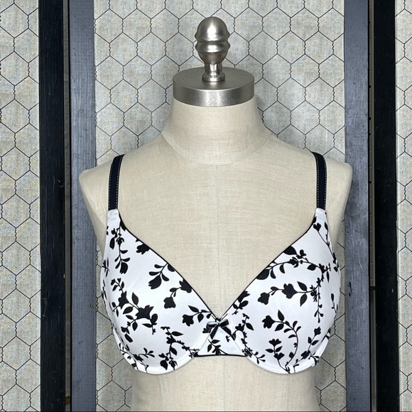 Maidenform | Intimates & Sleepwear | Maidenform Comfort Devotion Floral ...
